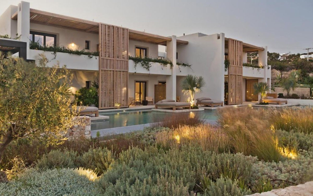 ABOUT US - ALMI HOTEL
